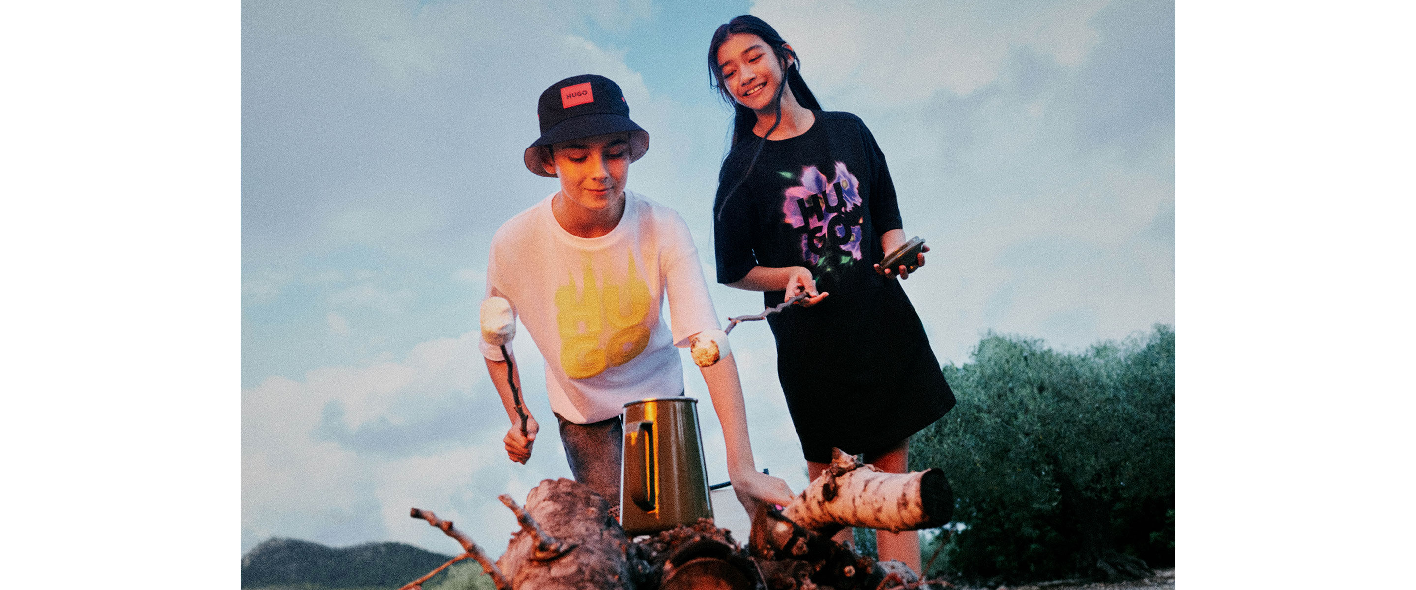 Vêtements et Accessoires pour enfants de la marque HUGO